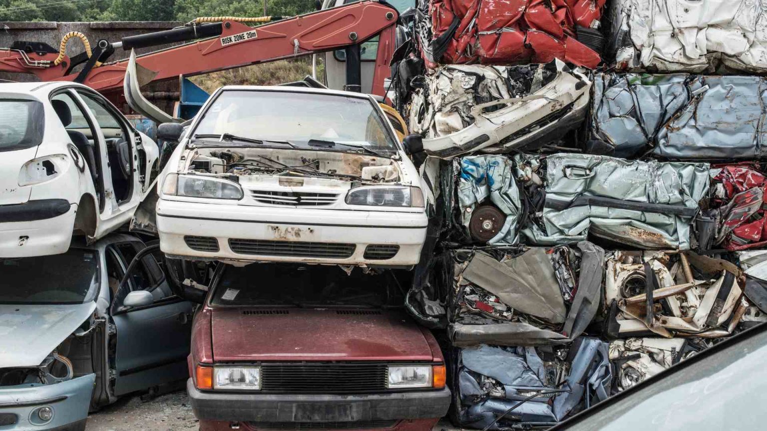 Your Trusted Auto Wrecker In Townsville - Wreckers Townsville